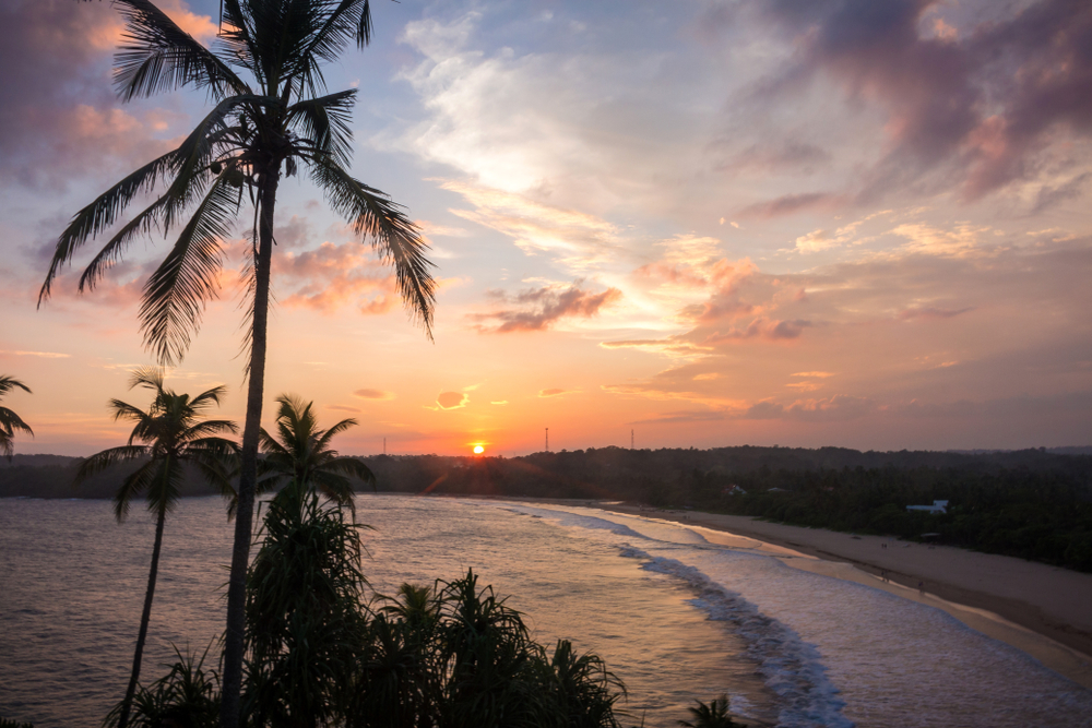 Insider's Guide To Matara, Sri Lanka: Stunning Beaches & Historic Sites